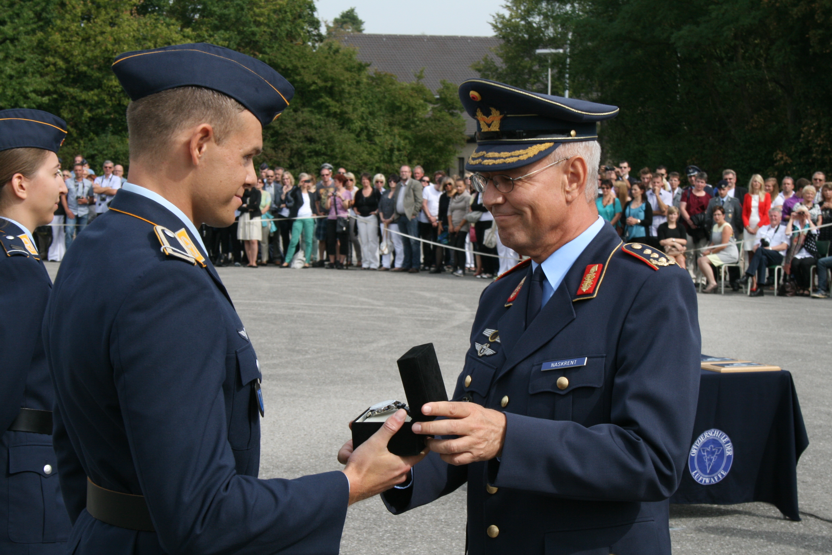 109. Offizierlehrgang der Luftwaffe erfolgreich abgeschlossen | Amper ...